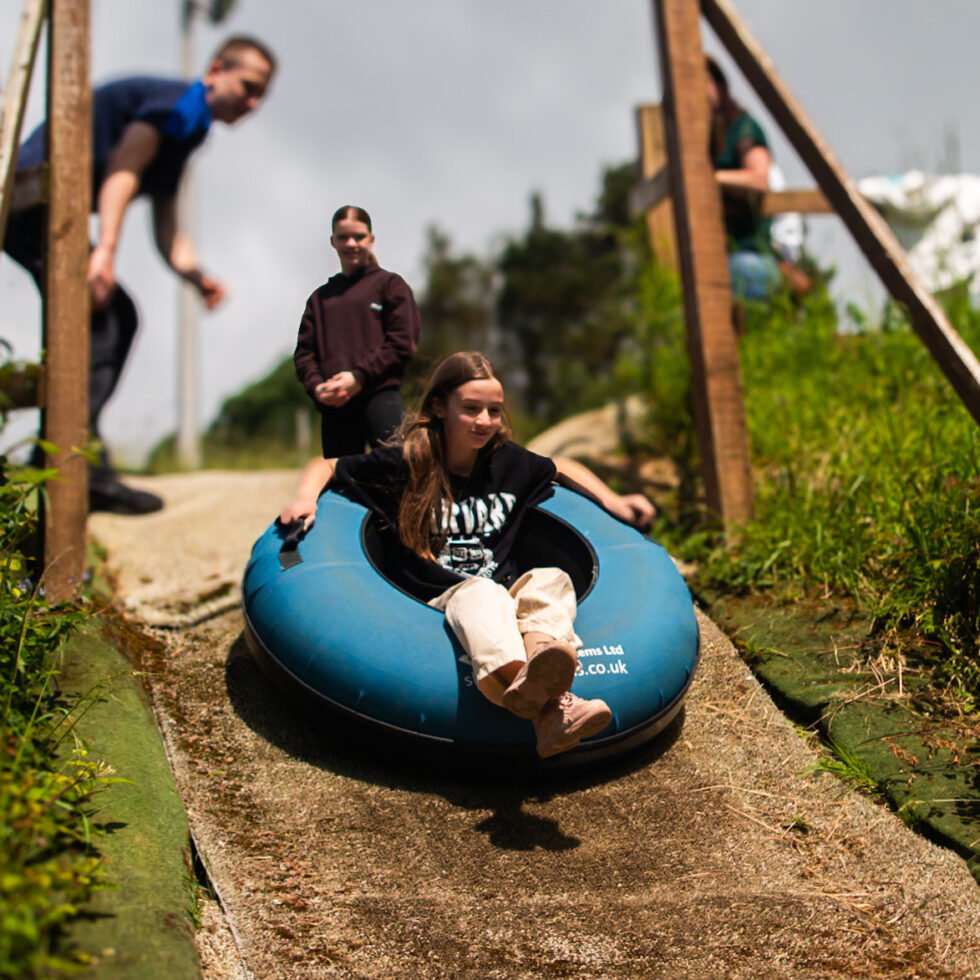 Tobogganing & Sno-tubing in Plymouth - Snowsports Centre Plymouth